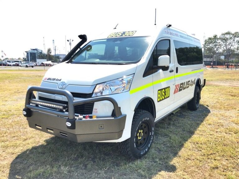 4WD Bus Hire - 4x4 Bus Hire | Bus 4x4 Group