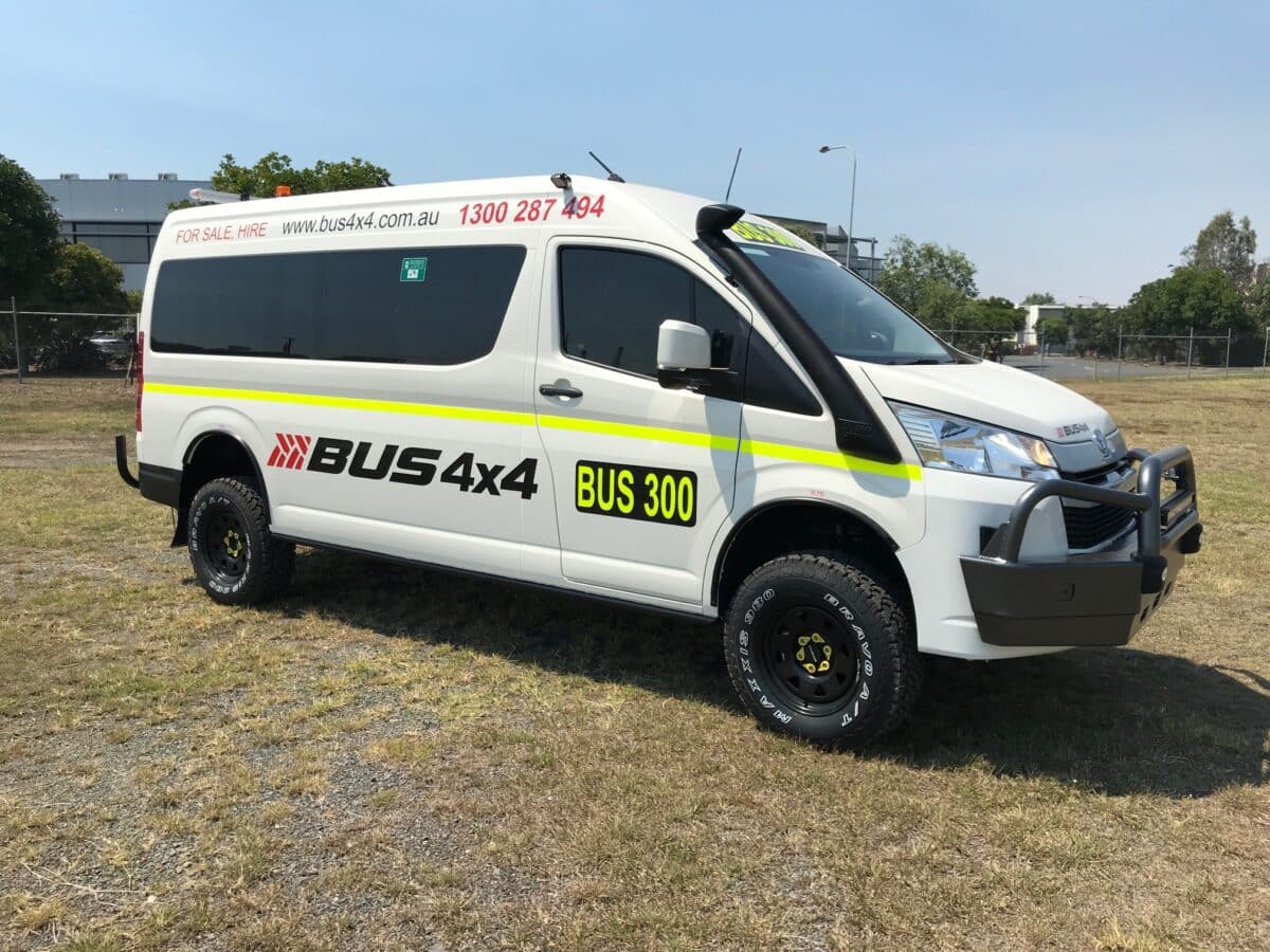 Toyota HiAce Commuter Conversion - Toyota Commuter Conversion | Bus 4x4